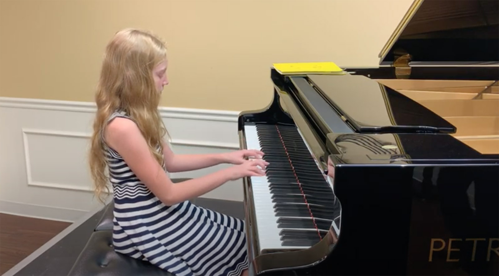 Eva Kutsy – Piano teacher Seattle, WA